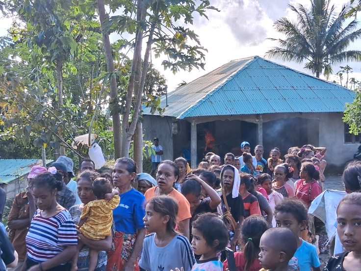 Delivering food parcels to the leper community and their families Day 3 ...